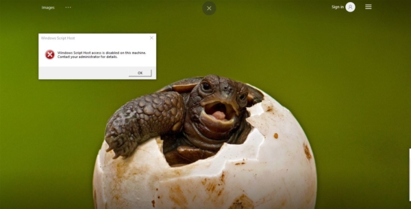 How to Disable minimize windows when a monitor is disconnected feature ...